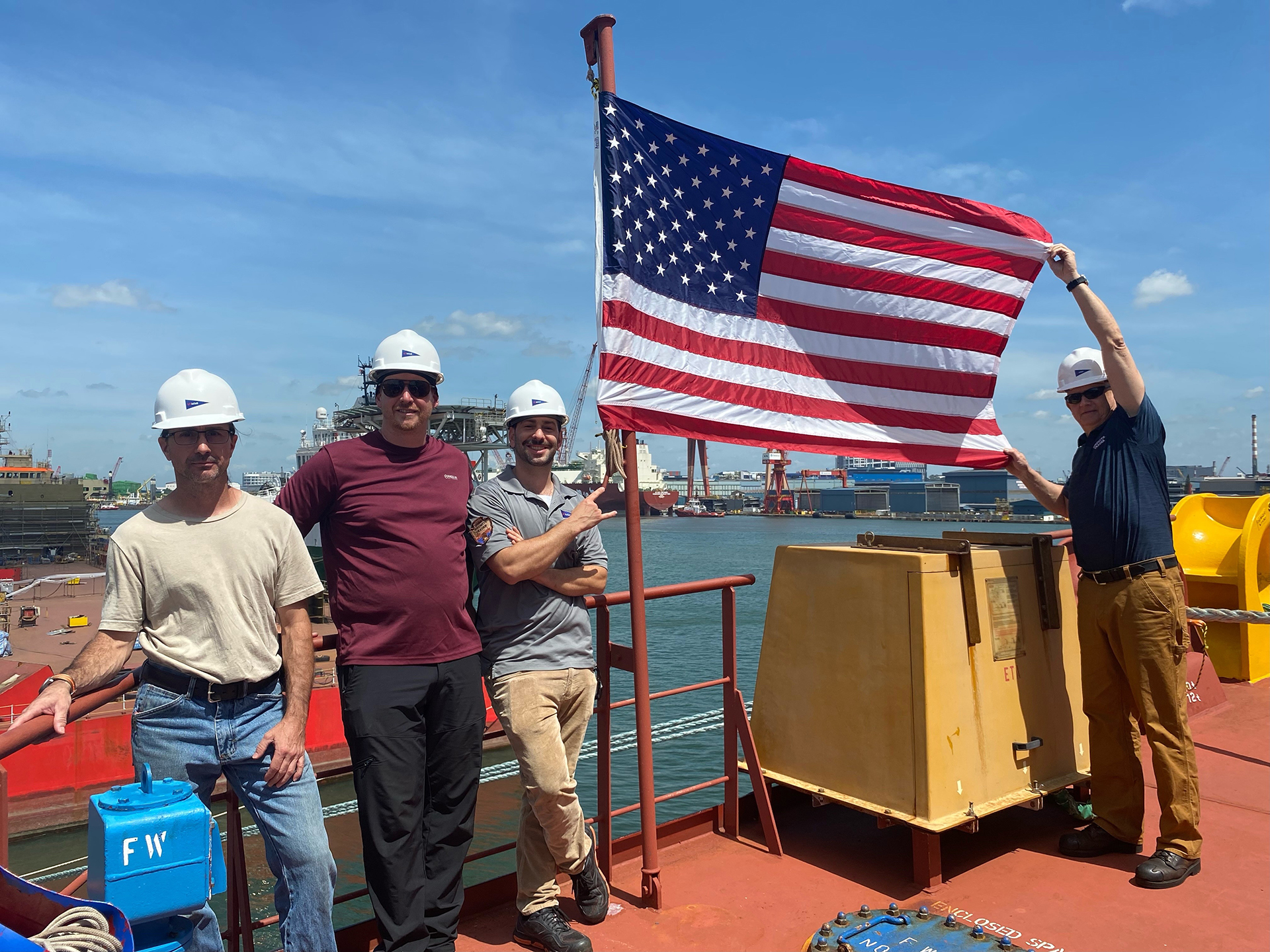 Photos: Tanker Everglades Trader Reflagged Into U.S. Registry by USMMI ...